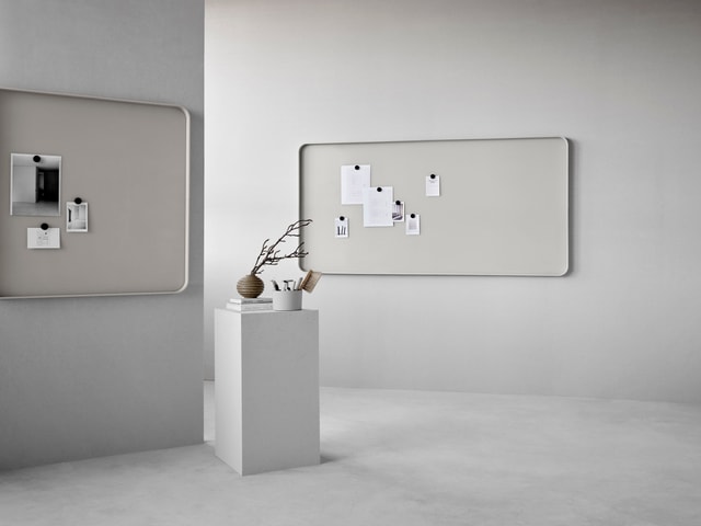 Frame Wall. Glassboard in 24 colors with a bentwood frame. | LINTEX