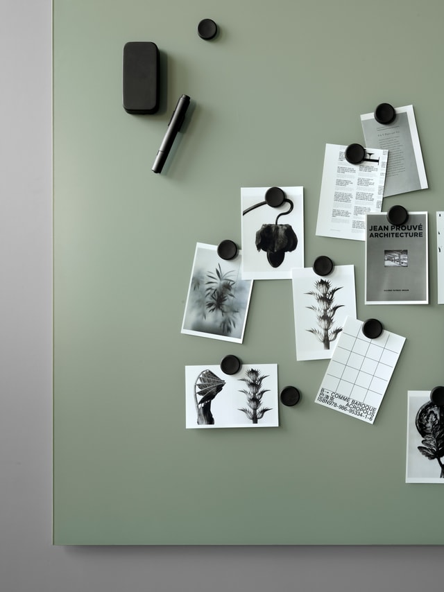 Silk Wall. Matte magnetic glass dry erase whiteboard in 24 colors. | LINTEX