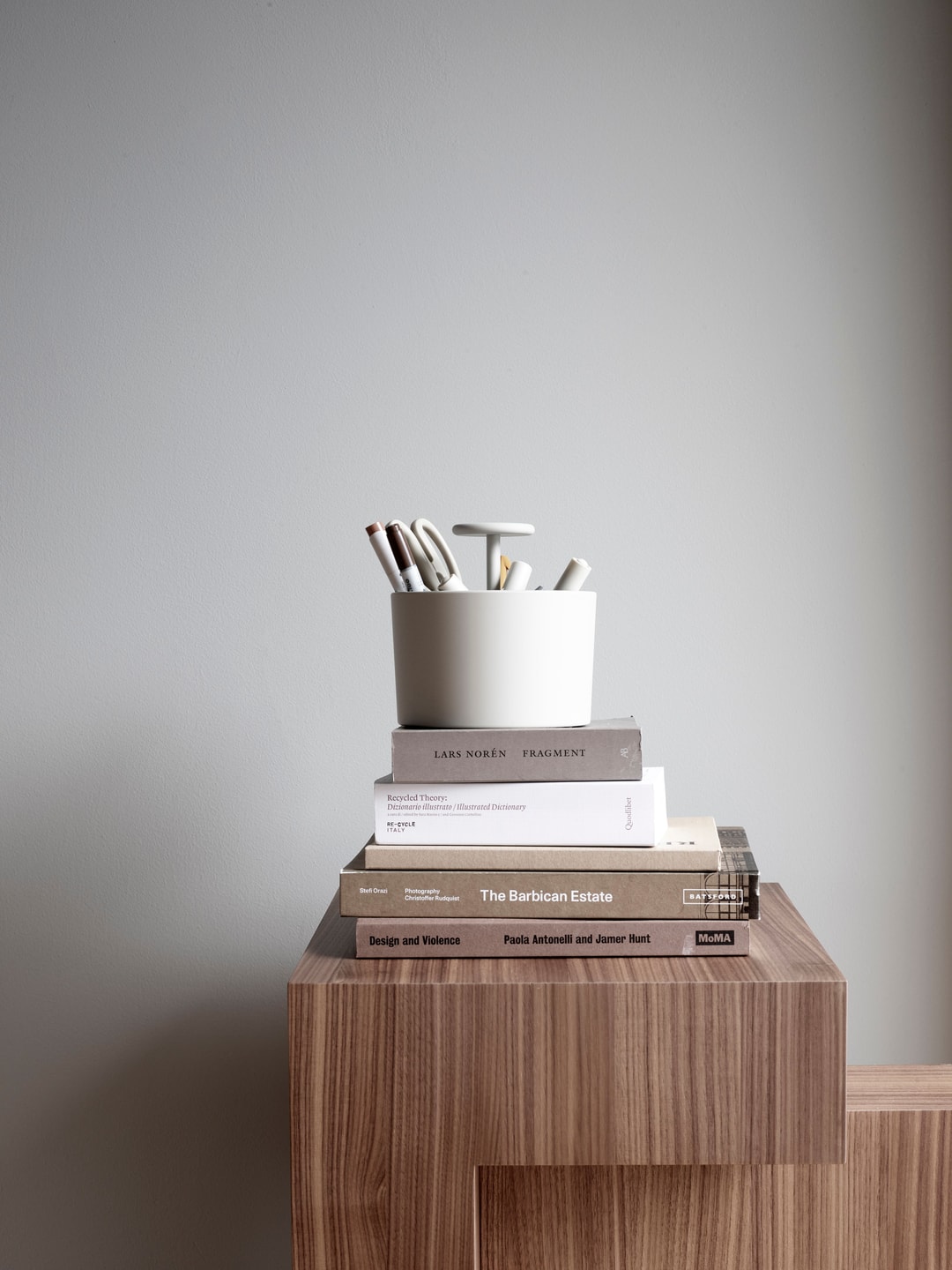 Bowl toolbox. Freestanding pen cup. | LINTEX