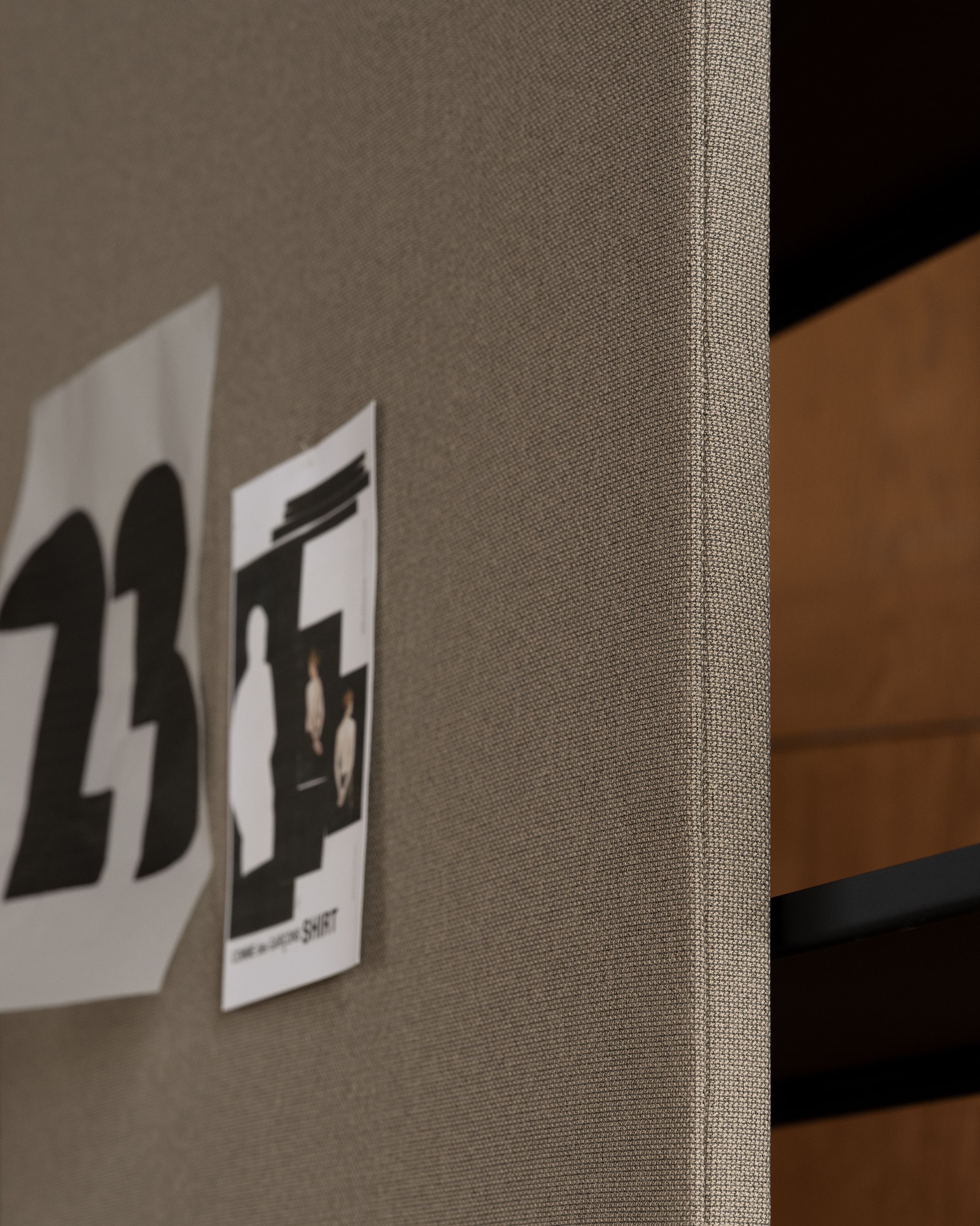 A08. Magnetic glass whiteboard shelf unit with acoustic back panel ...